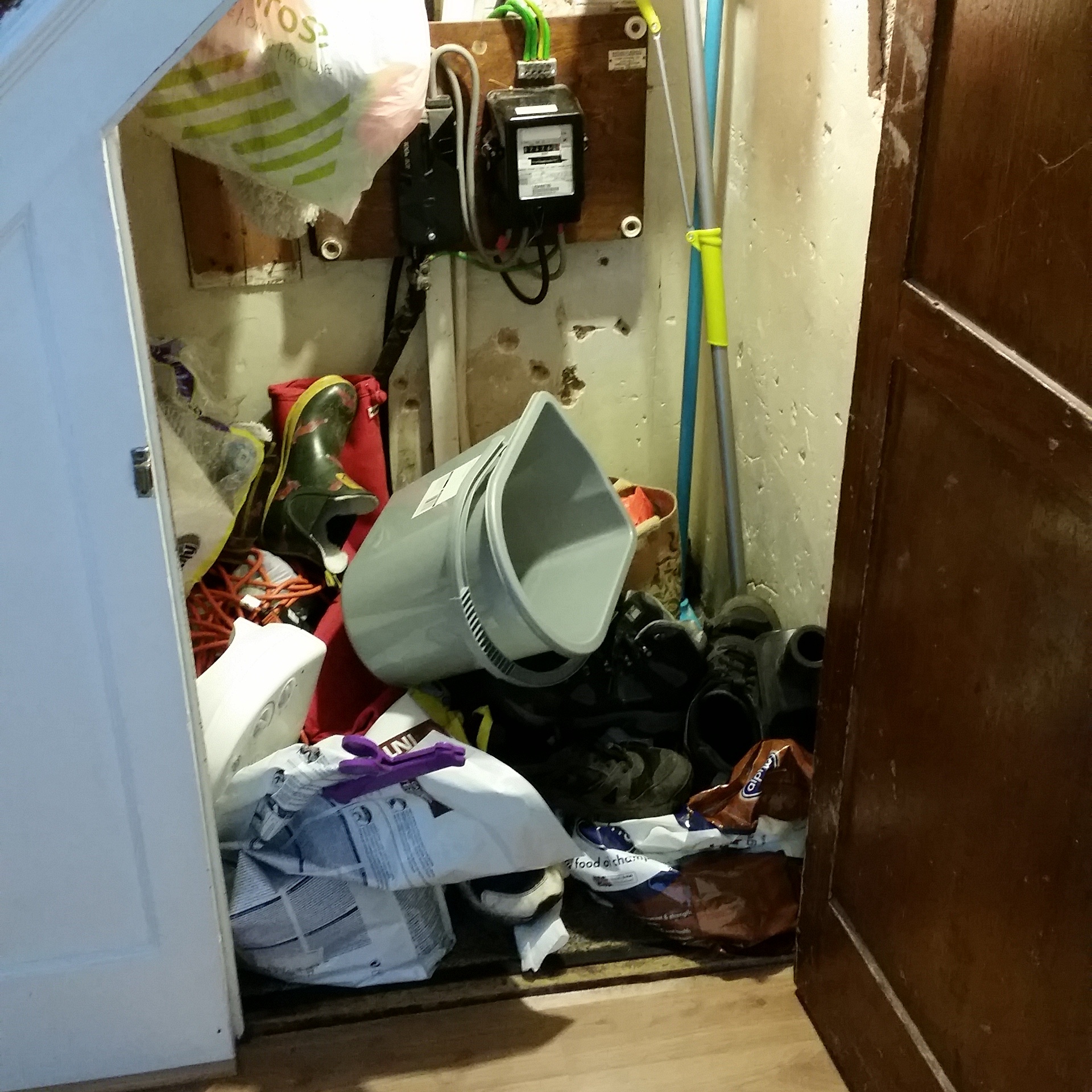 Reno Diaries: The Understairs Cupboard - Boo & Maddie