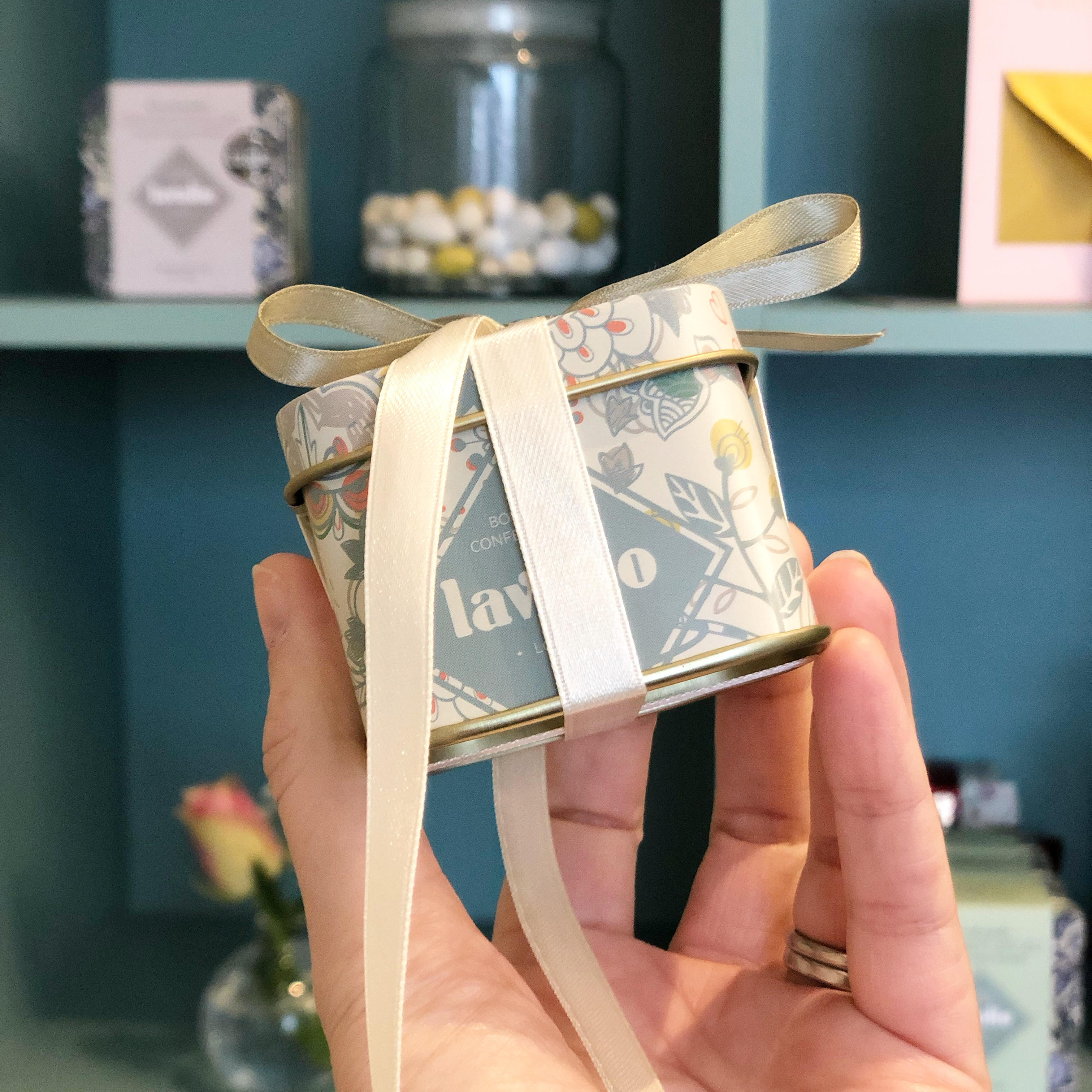 How To Choose Gifts For Your Loved Ones: Six Tips To Follow - Boo & Maddie