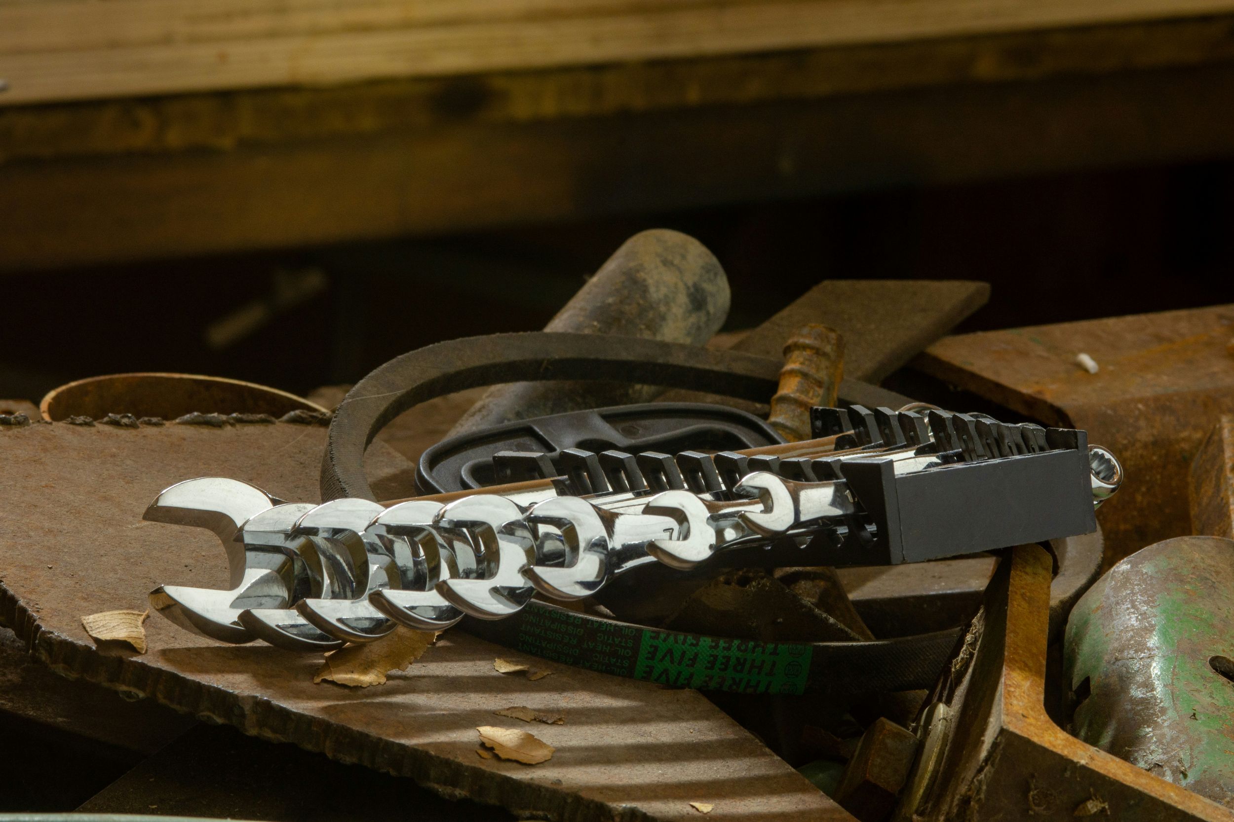 How Do Socket Wrenches Compare to Impact Wrenches and Torque Wrenches ...